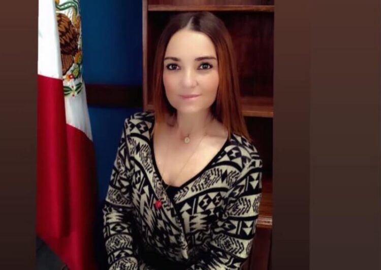 Sorpresiva Renuncia De Doris Como Contralora De Ixtlán